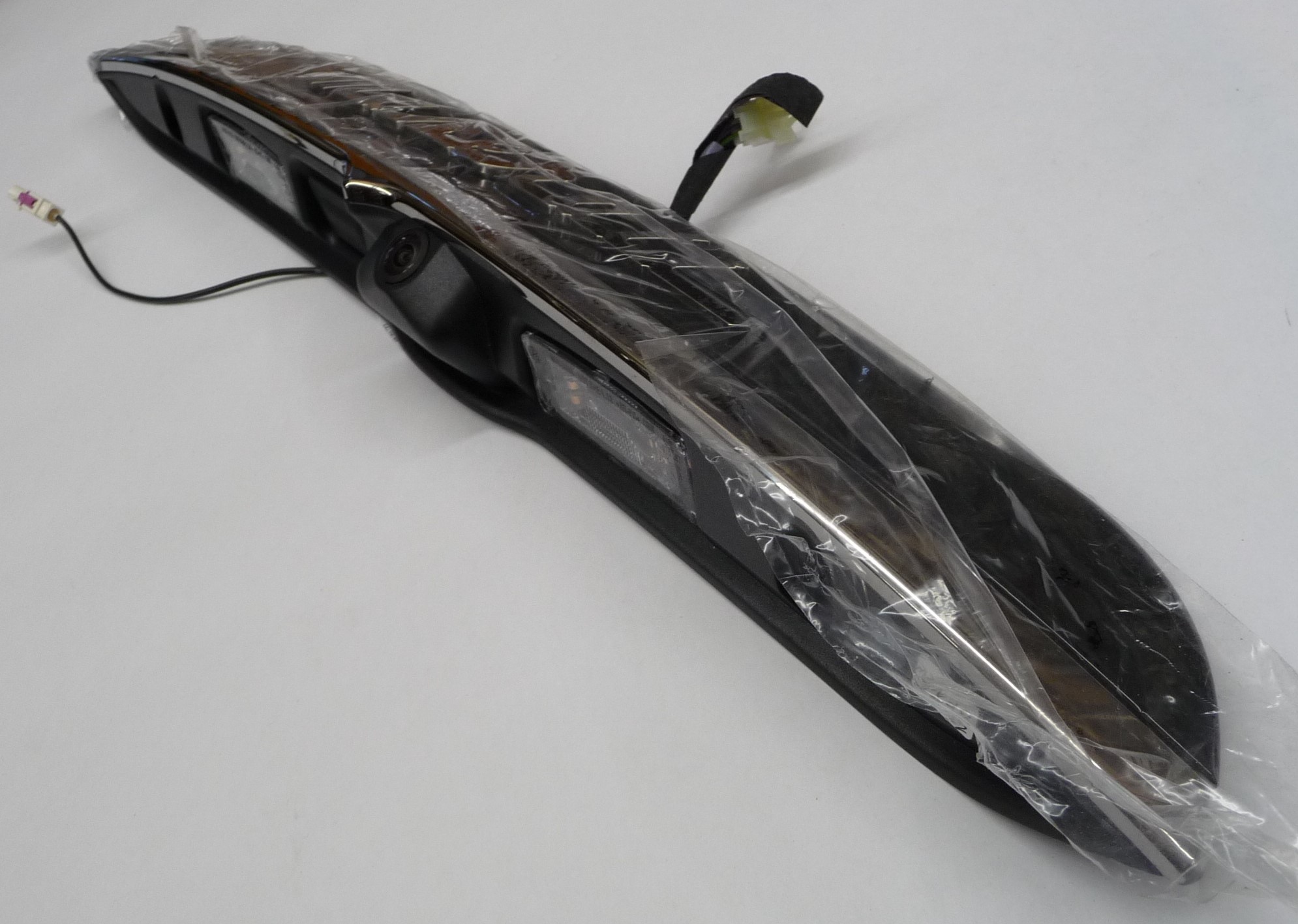 21-22 Maserati Ghibli Trofeo Rear Parking Camera Light Bar Molding ...