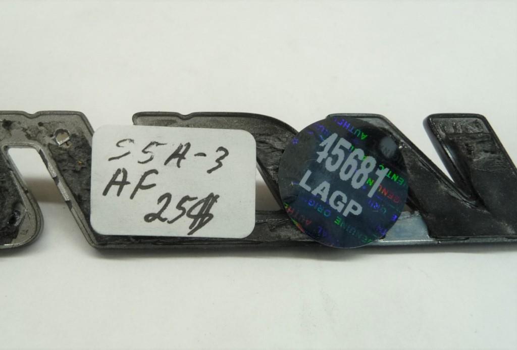 17-21 Maserati Levante Rear Trunk Lid Emblem Badge, Glossy Black ...