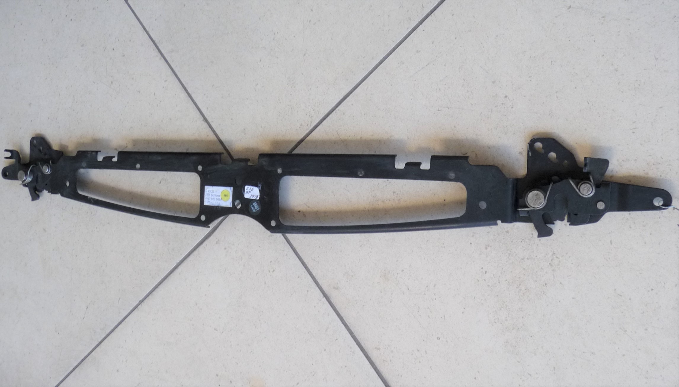 13-18 Bentley Continental GT GTC Flying Spur Hood Latch 4W0823509A OEM ...