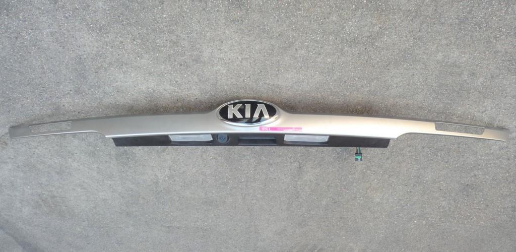 2021-2022 Kia Seltos Rear Liftgate Center Trim Garnish Molding 87311 ...