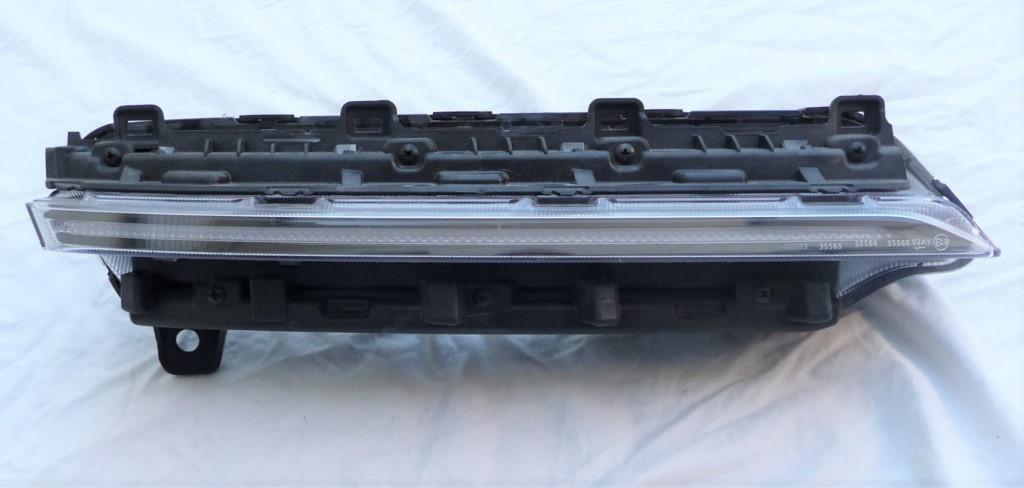 2021-2022 Kia Seltos Front Right Daytime Running Light 92109-Q5000 OEM ...