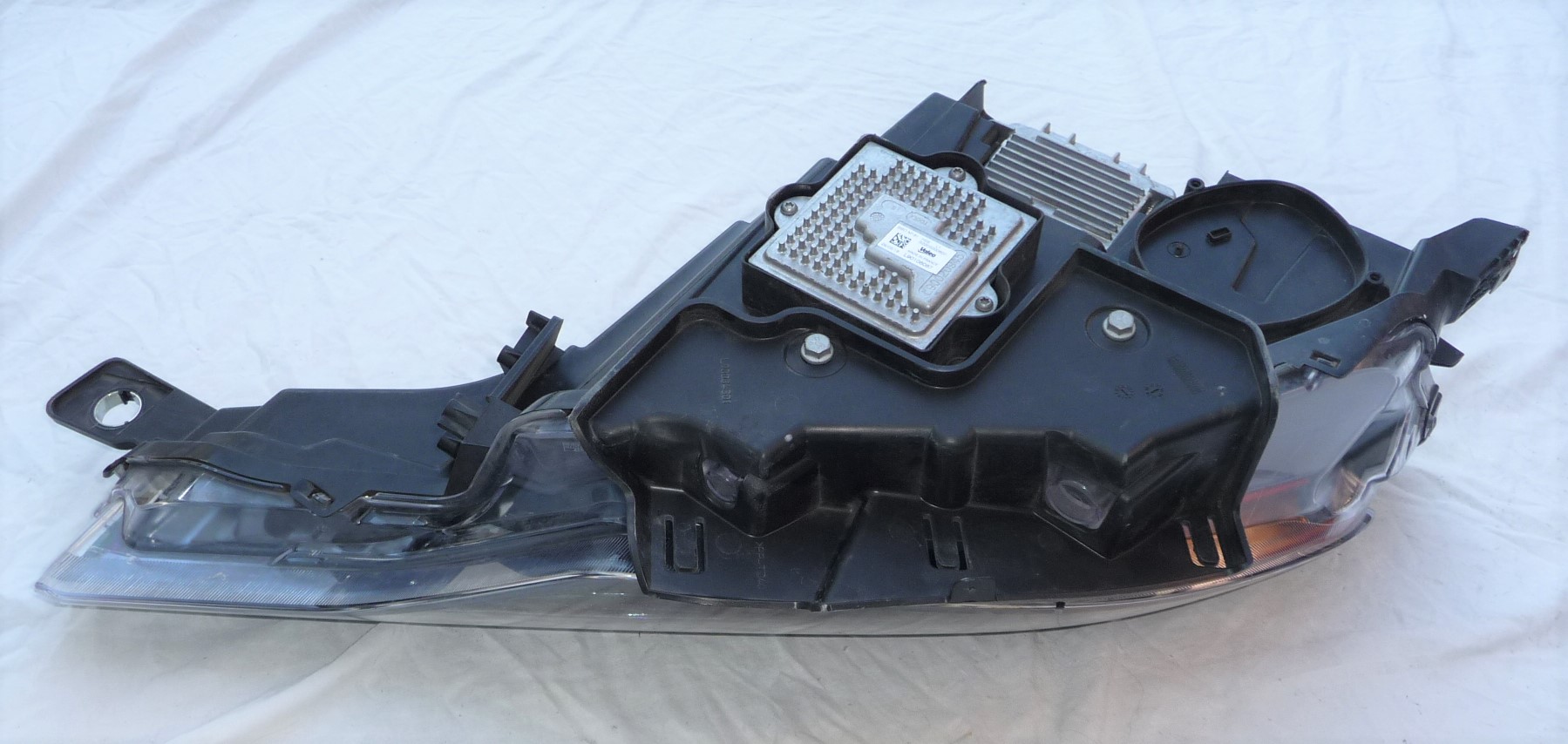 2017-2018 Maserati Levante M161 Right Passenger HID Headlight Lamp ...