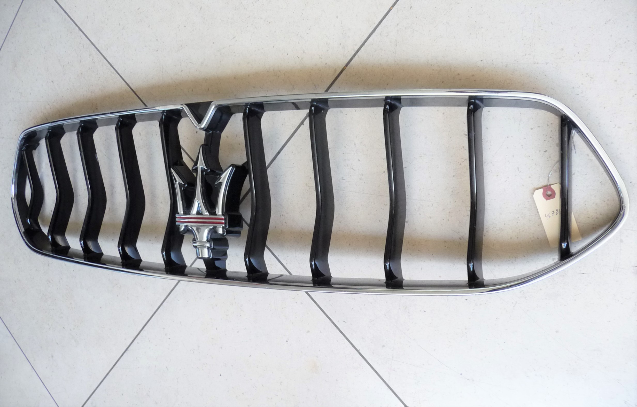 2017-2020 Maserati Granturismo Front Grille Calendar Assembly 89173800 ...