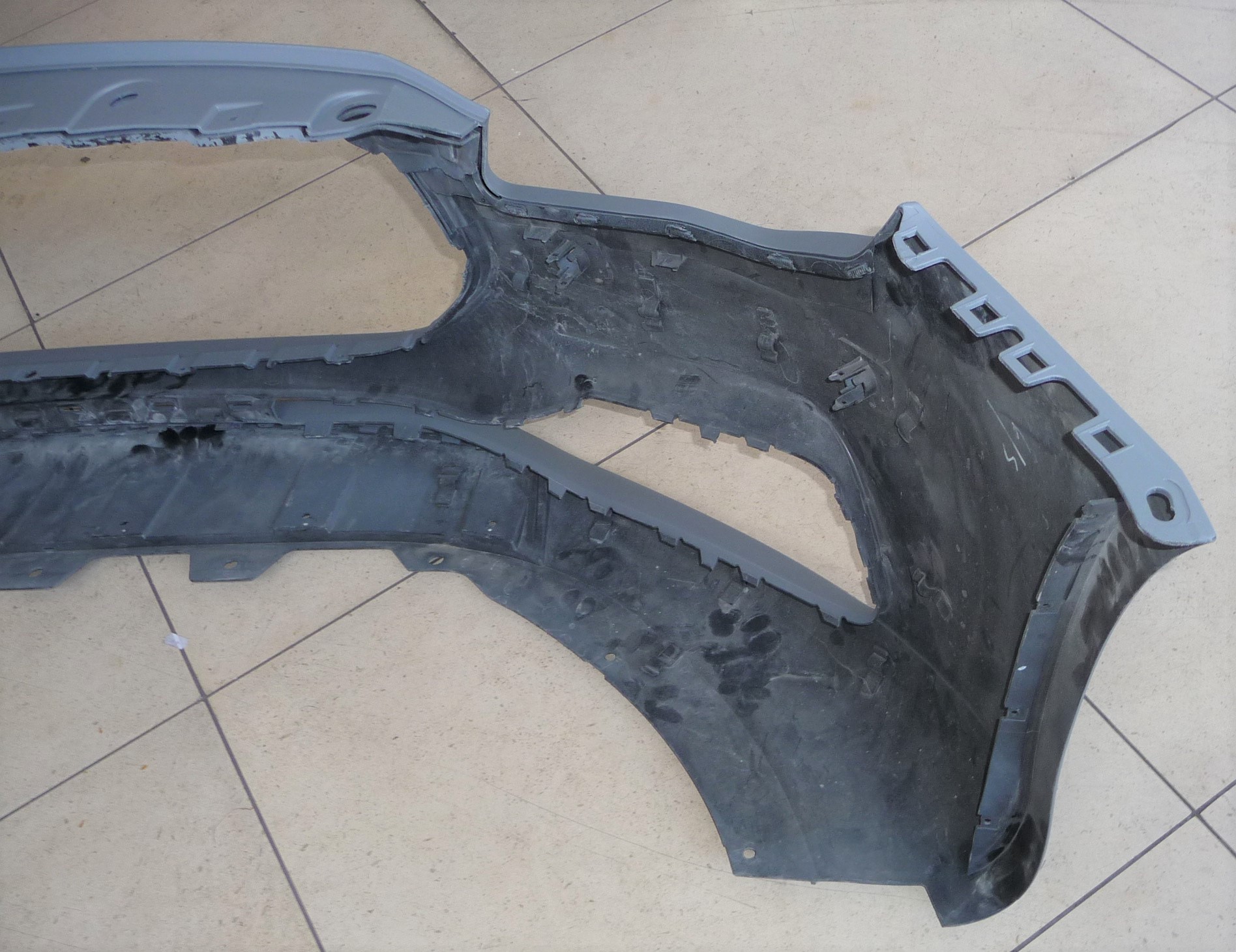 2018-2020 Maserati Quattroporte m156 Front Bumper Cover 673006997 OEM ...