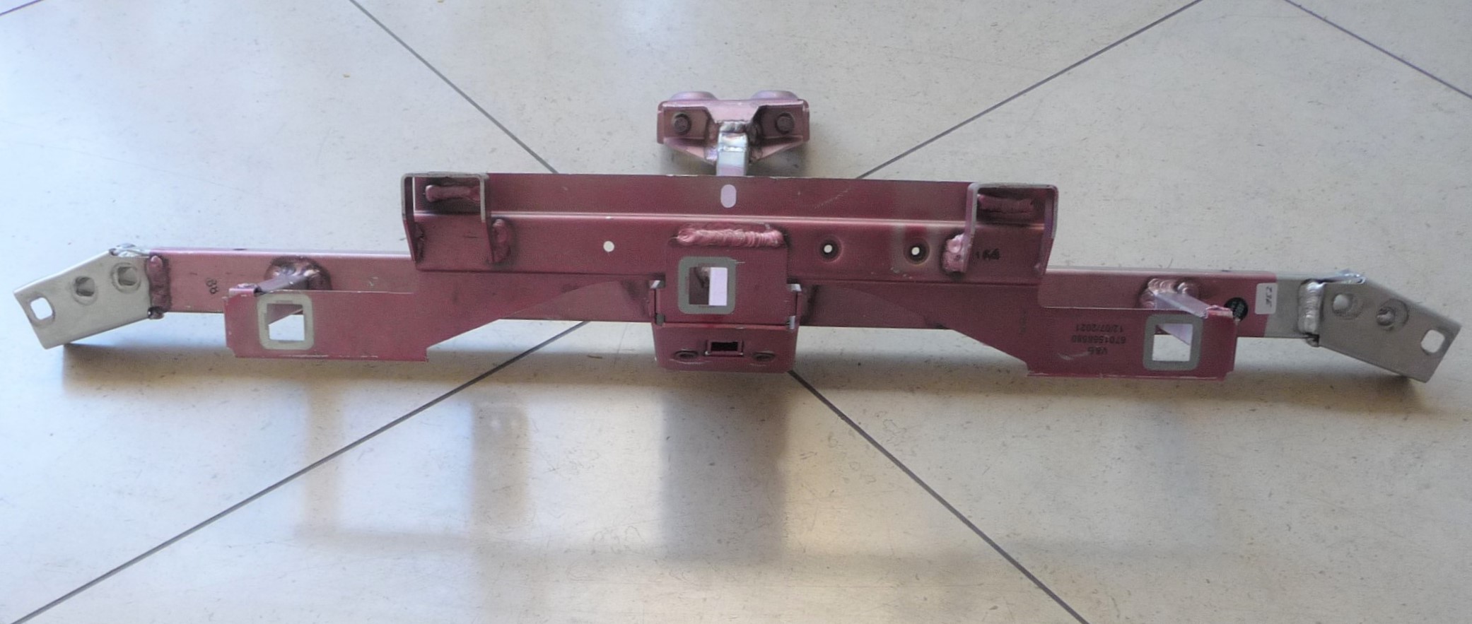 2022 Maserati MC20 M240 Rear Taillight / Bumper Frame Bracket ...