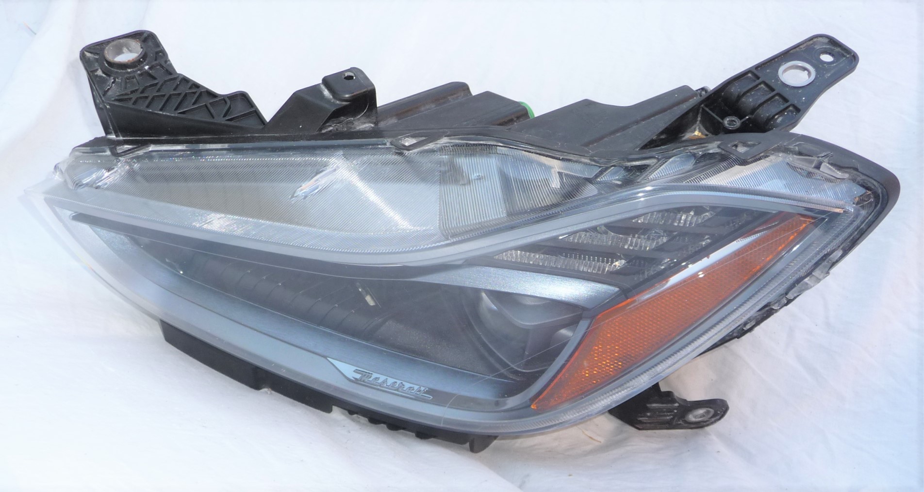 2019 2020 Maserati Ghibli Left Dark Reflector LED Headlight 670106171 ...