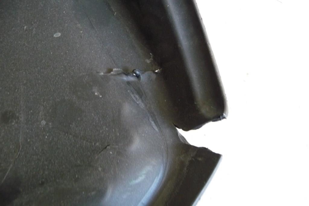 17-18 Maserati Quattroporte Front Bumper Lower Air Shutter Cover ...