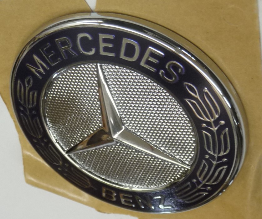 2014-2018 Mercedes Benz Sprinter 2500 Front Hood Emblem Logo ...