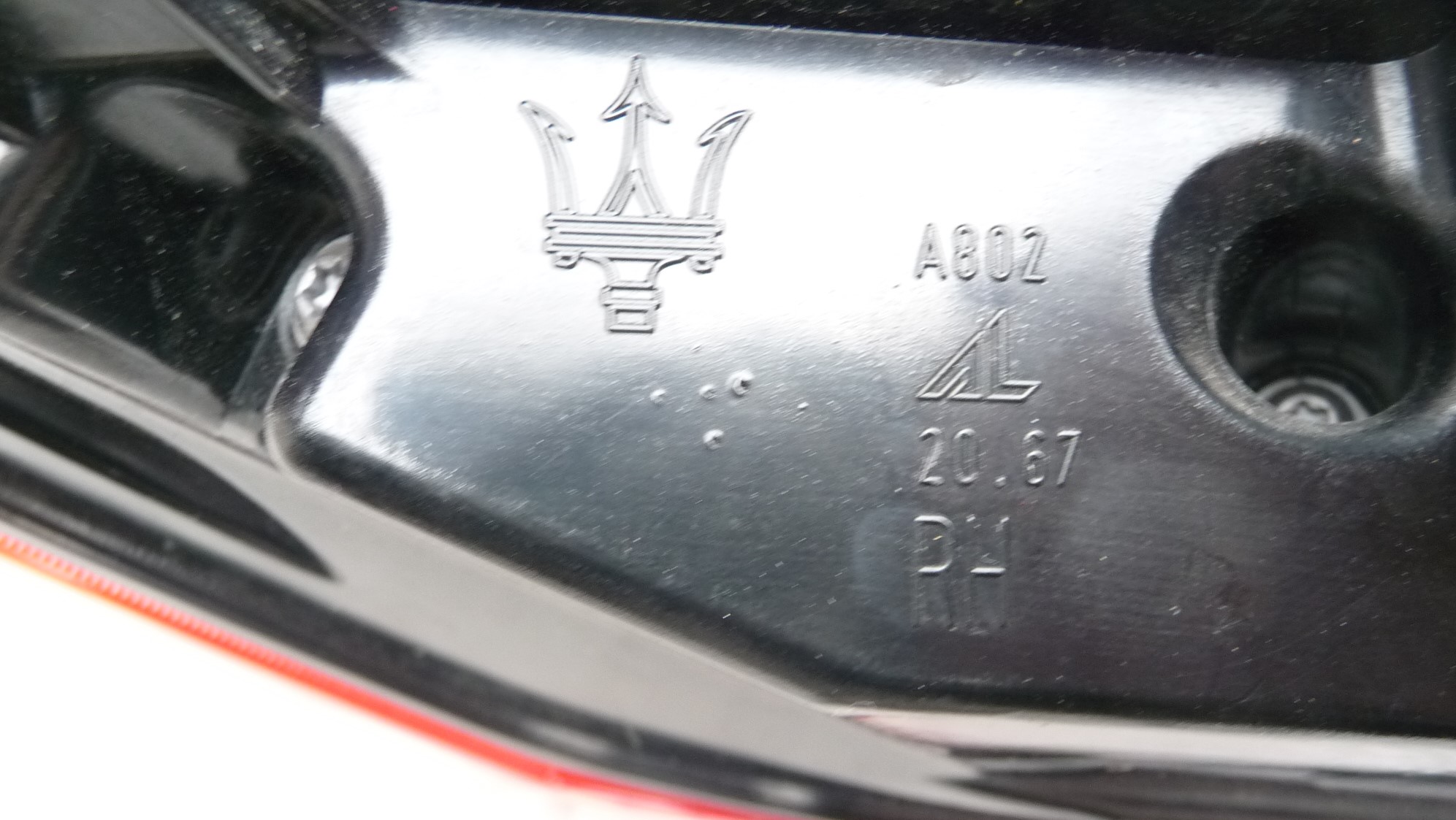 17-19 Maserati Levante M161 Rear Right 1/4 Panel Taillight Lamp ...