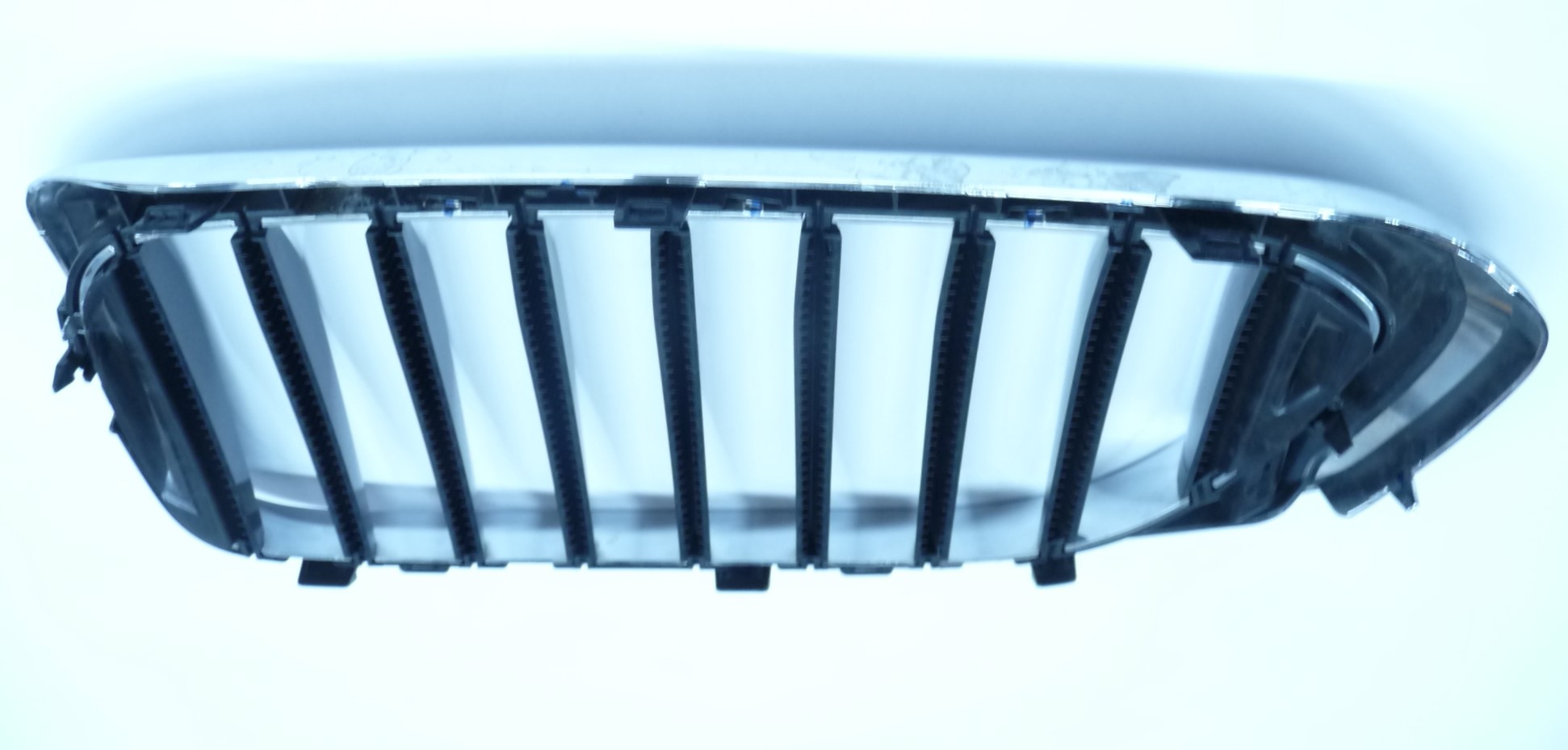 2017-2019 BMW G30 G31 530i 540i Front Right Side Grille 51137383520 OEM ...