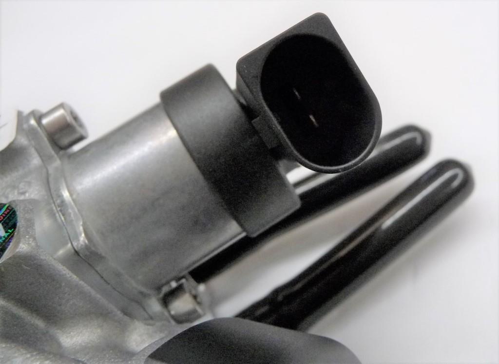 2014-2018 BMW F30 F25 328d X3 High-Pressure Pump 13517810696 OEM A1(1 ...