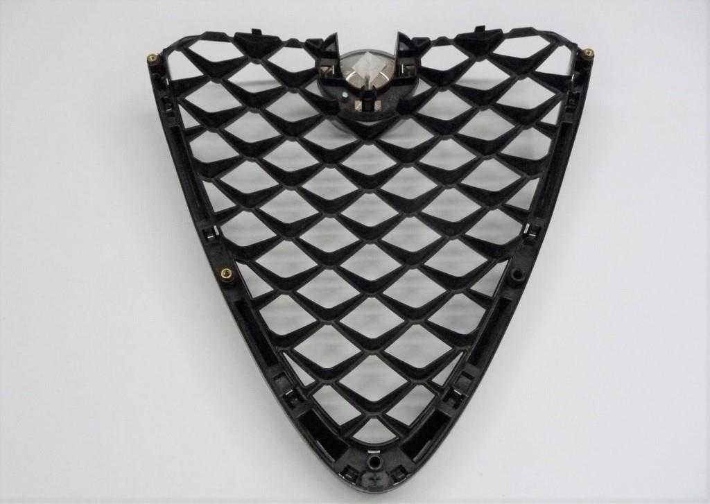 2017-2019 Alfa Romeo Giulia Front Center Grille 156118668 OEM A1 | LA ...