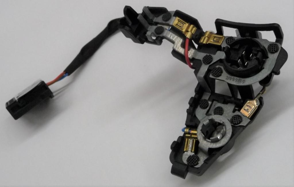 2014-2017 BMW F32 F33 428i Rear Right Tail Light Socket Panel ...