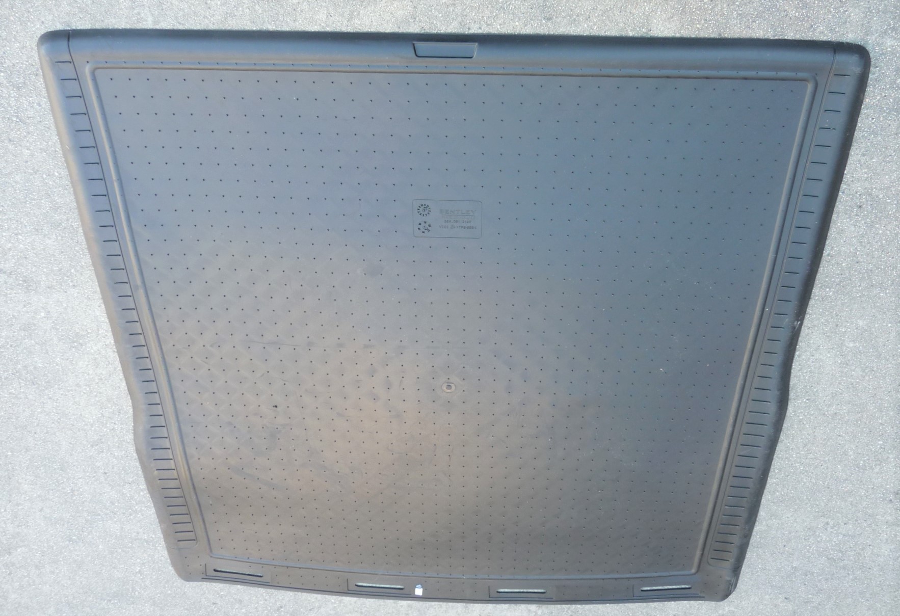 2016-2019 Bentley Bentayga Rear Trunk Lining Cover 36A061210D OEM | LA ...
