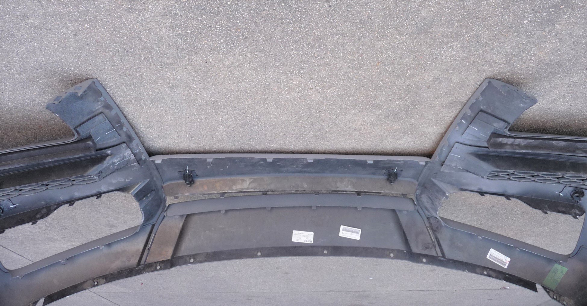 2019-2022 Rolls Royce RR31 Cullinan Front Bumper Cover 51117448893 OEM ...