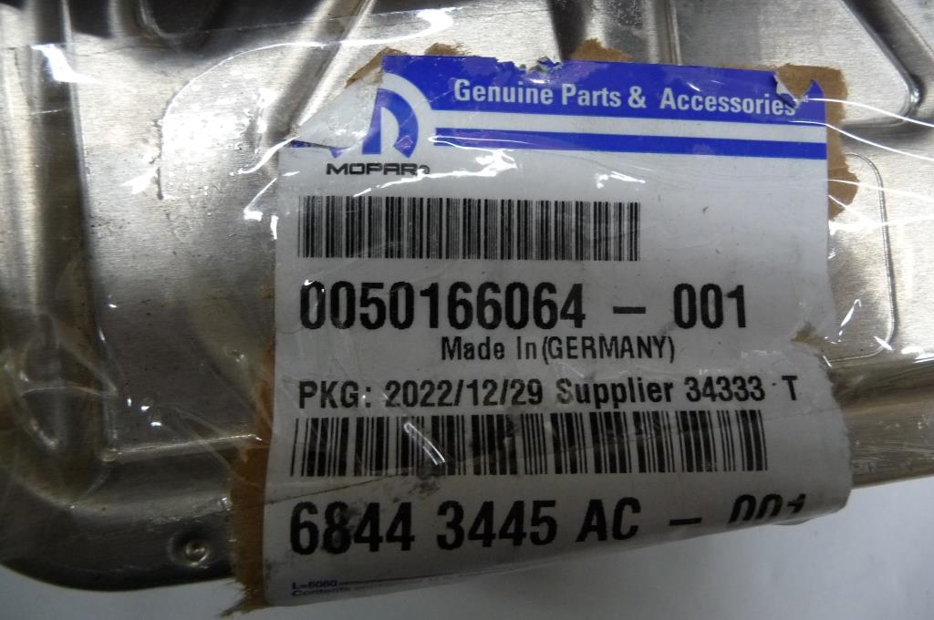 2021-2023 Chrysler Pacifica Voyager Battery Warmer 68443445AC OEM A1 ...