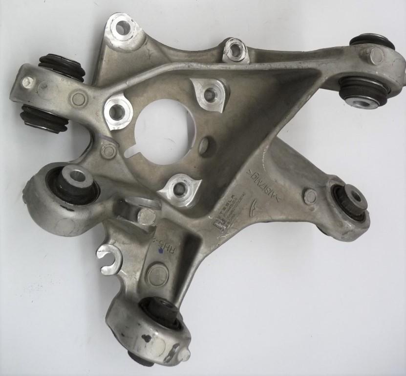 2017-2022 Tesla Model 3 Rear Right Side Spindle Knuckle 1044416-00-G ...