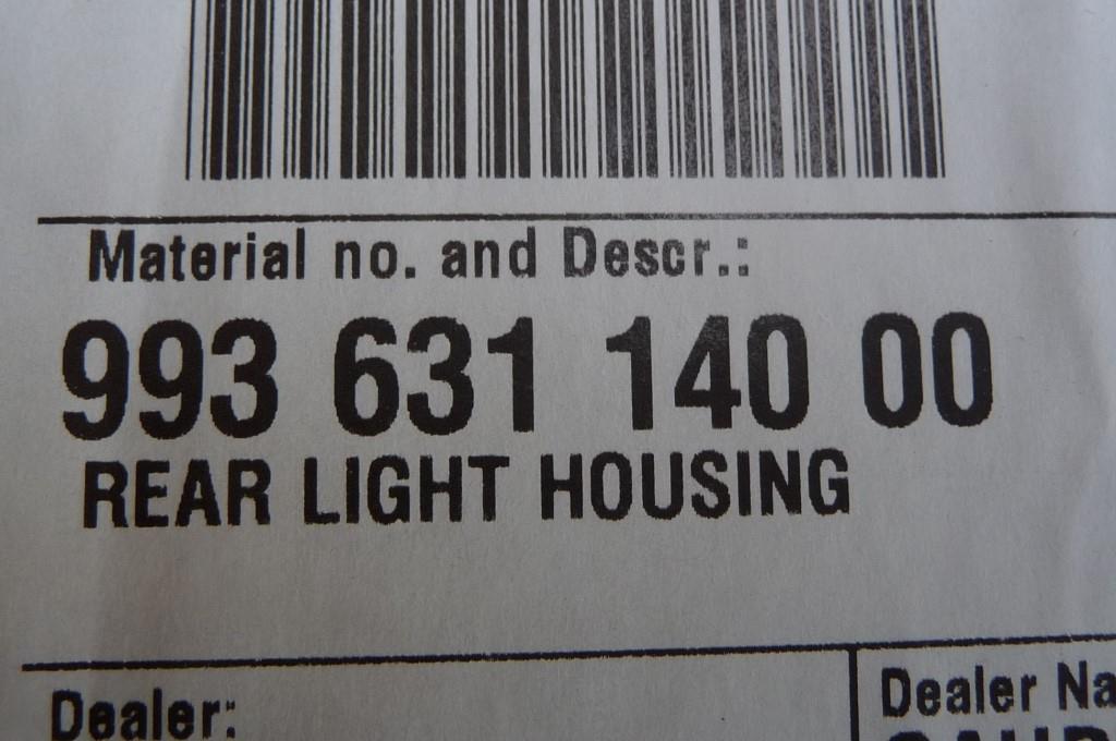 1995-1998 Porsche 911 Carrera Rear Center Reflector Tail Light ...