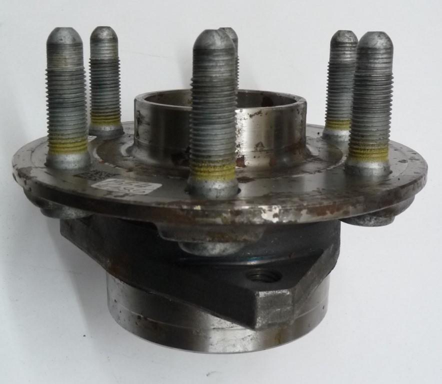 2017-2023 Cadillac XT5 GMC Acadia Wheel Bearing and Hub Assembly ...