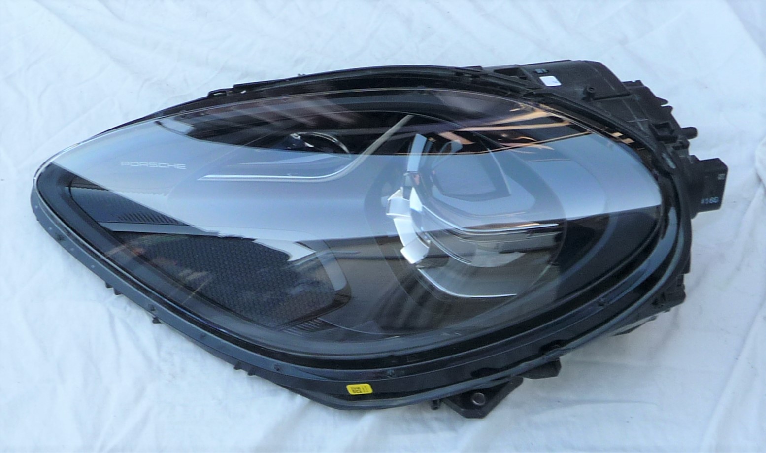 2019-2021 Porsche Macan Turbo Left Driver LED EXCL SAE Headlight ...