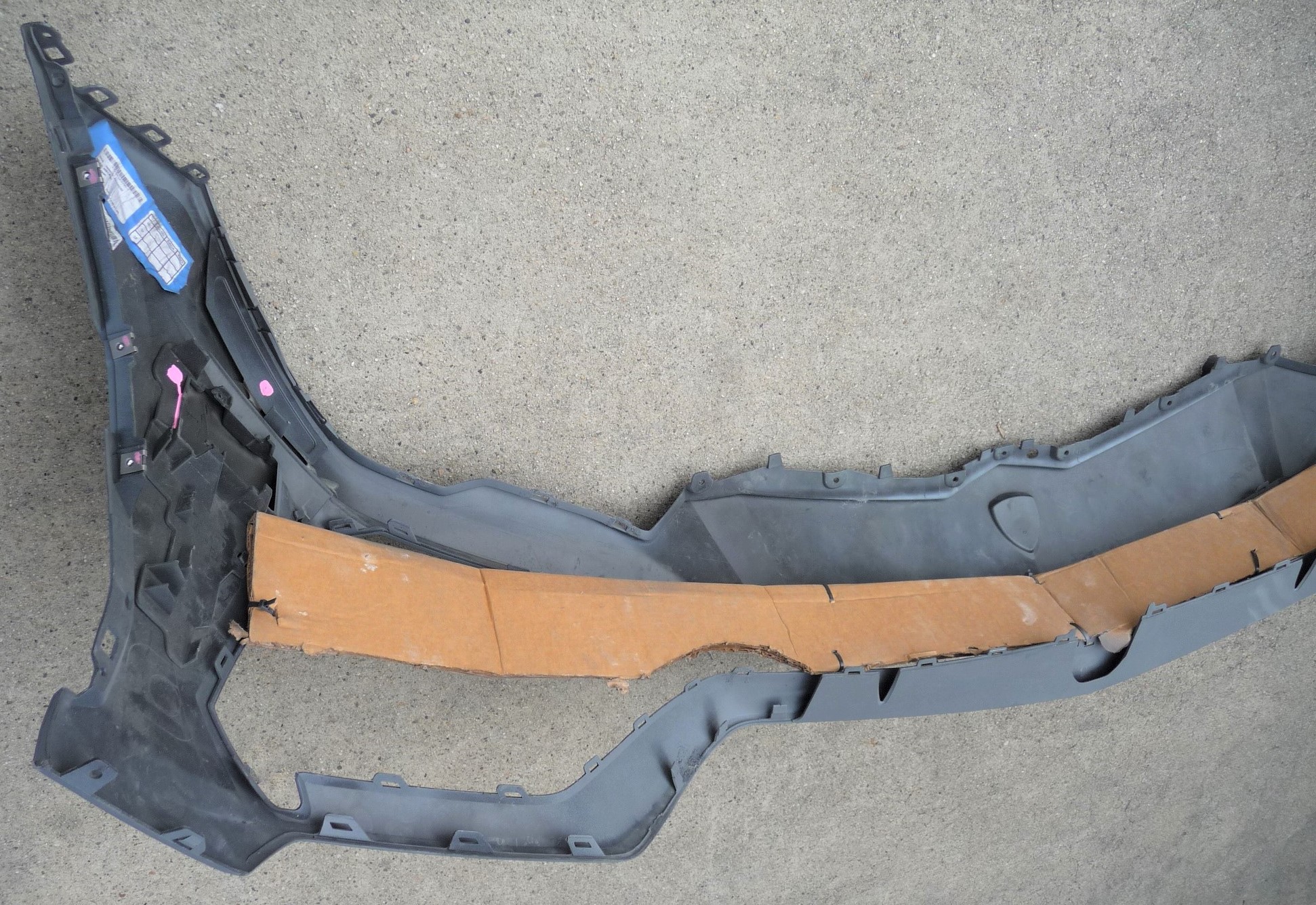 2019 2021 2022 2023 2024 Lamborghini URUS front bumper Upper Cover ...