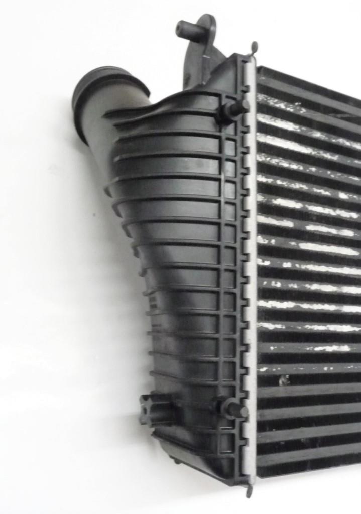 2016-2020 Bentley Bentayga Left Intercooler Charge Air Cooler 36A145803 ...