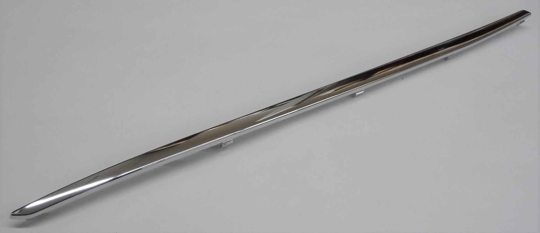 2014-2017 Mercedes Benz C207 Rear Bumper Left Ornamental Trim ...