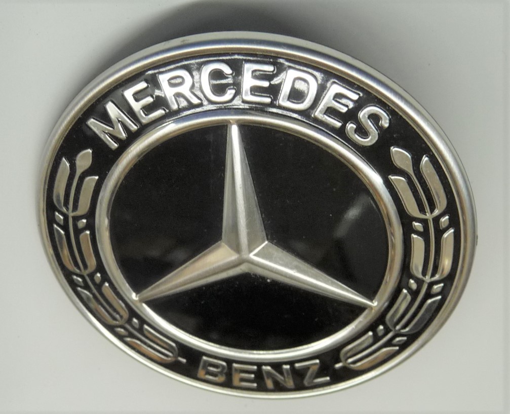 2016-2019 Mercedes Benz GLC300 GLE350 GLS450 Hood Emblem A0008172605 ...