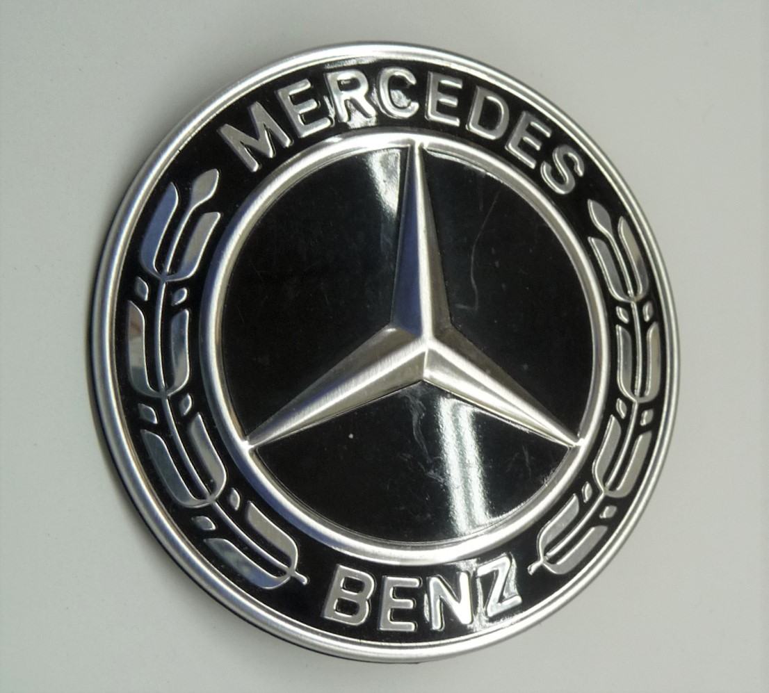 2016-2019 Mercedes Benz GLC300 GLE350 GLS450 Hood Emblem A0008172605 ...