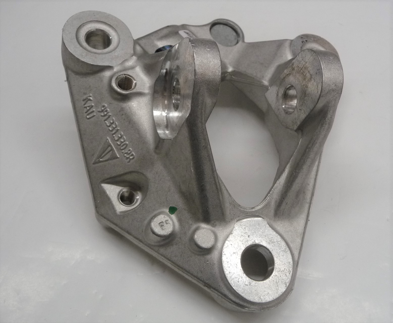 2018 Porsche 911 991.2 GT3 Rear Right Shock Mount Upper Bracket ...