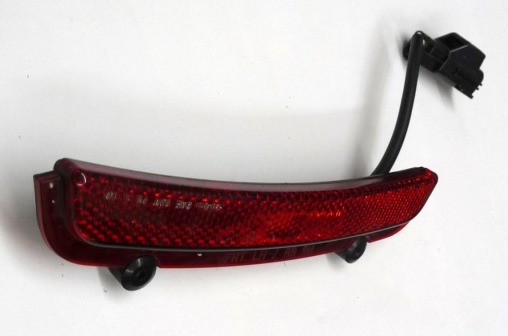 2017-2019 Aston Martin DB11 Rear Park Turn Light Lamp Right HY53-13B454 ...