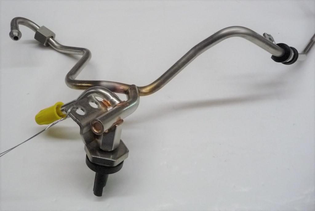 2009-2015 BMW 550i 750i Alpina B7 X5 X6 Fuel Feed Line 13538649966 OEM ...