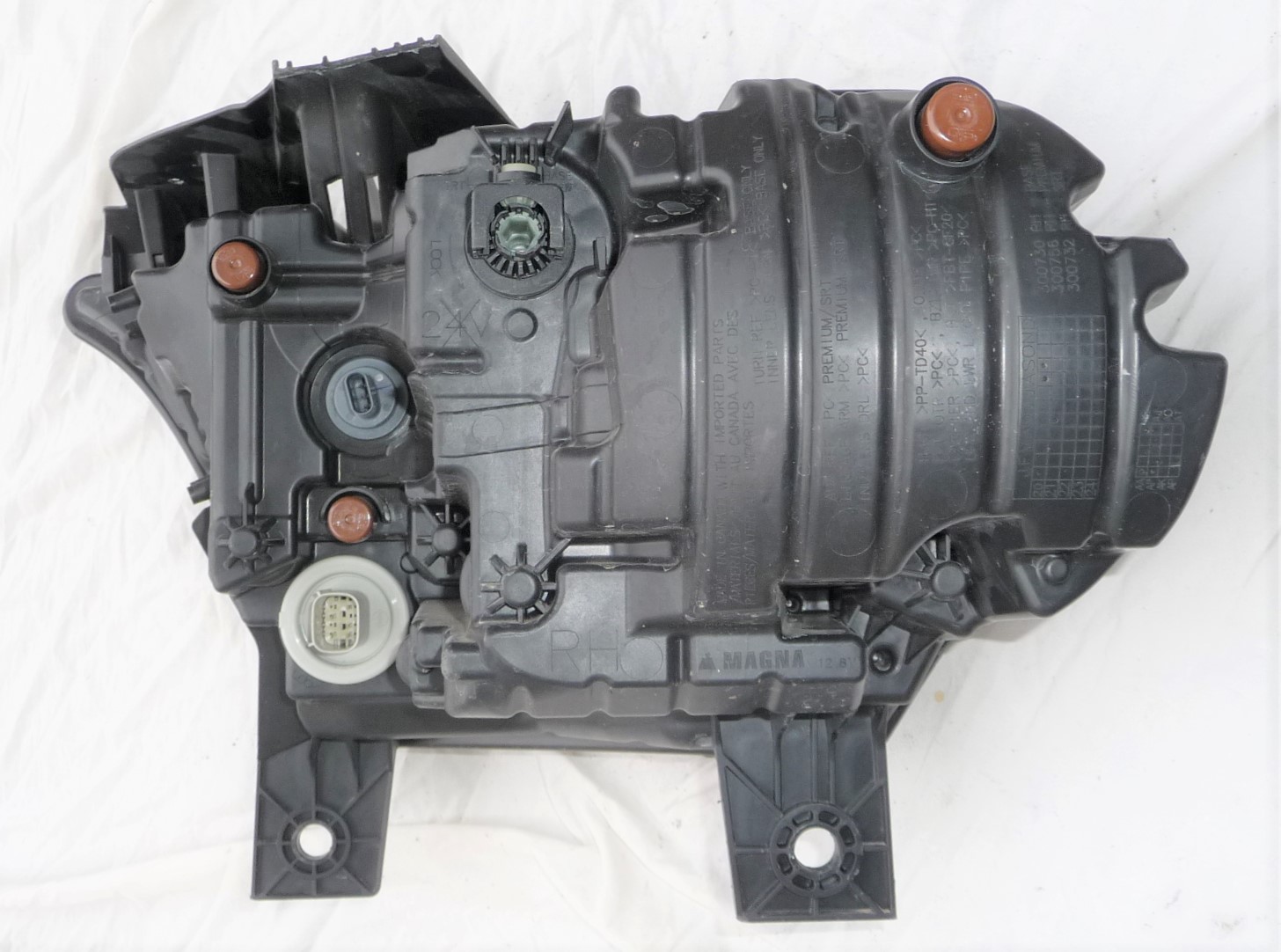 2021-2023 Dodge Durango Right Passenger Headlight LED Black Base ...