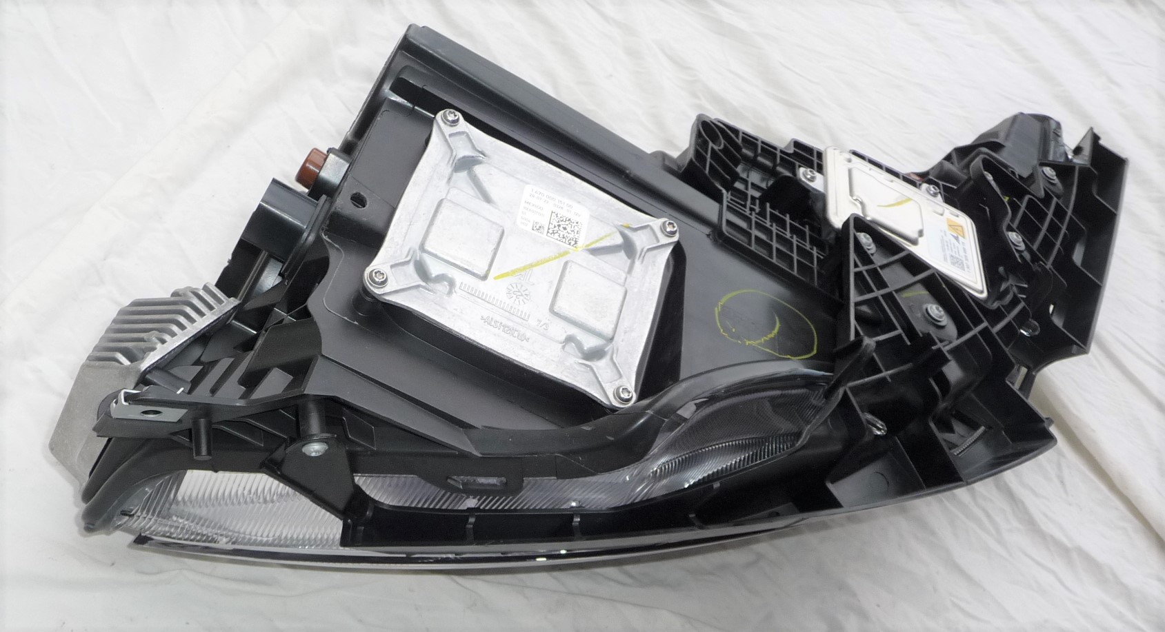 2017 2018 2019 2020 Chrysler Pacifica Driver Left LED Headlight ...