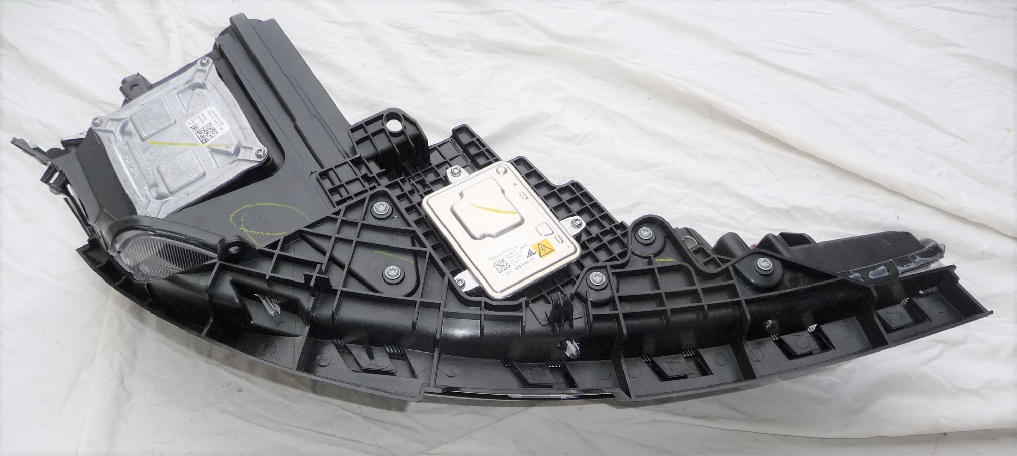 2017 2018 2019 2020 Chrysler Pacifica Driver Left LED Headlight ...