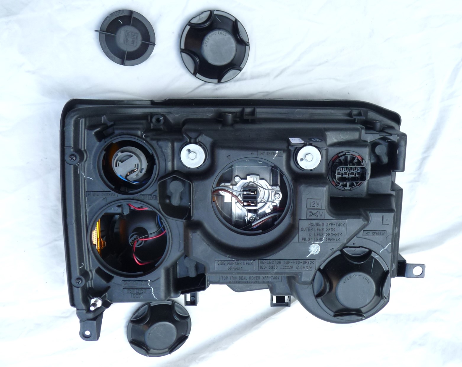 2003-2004 Land Rover Discovery 2 II Left Halogen Headlight XBC501470 ...