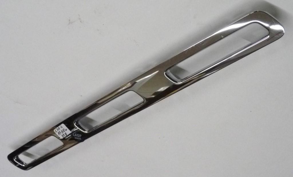 2020-2023 Mercedes Benz X247 Radiator Grille Lower RH Trim Bar ...