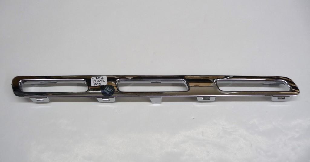 2020-2023 Mercedes Benz X247 Radiator Grille Lower RH Trim Bar ...