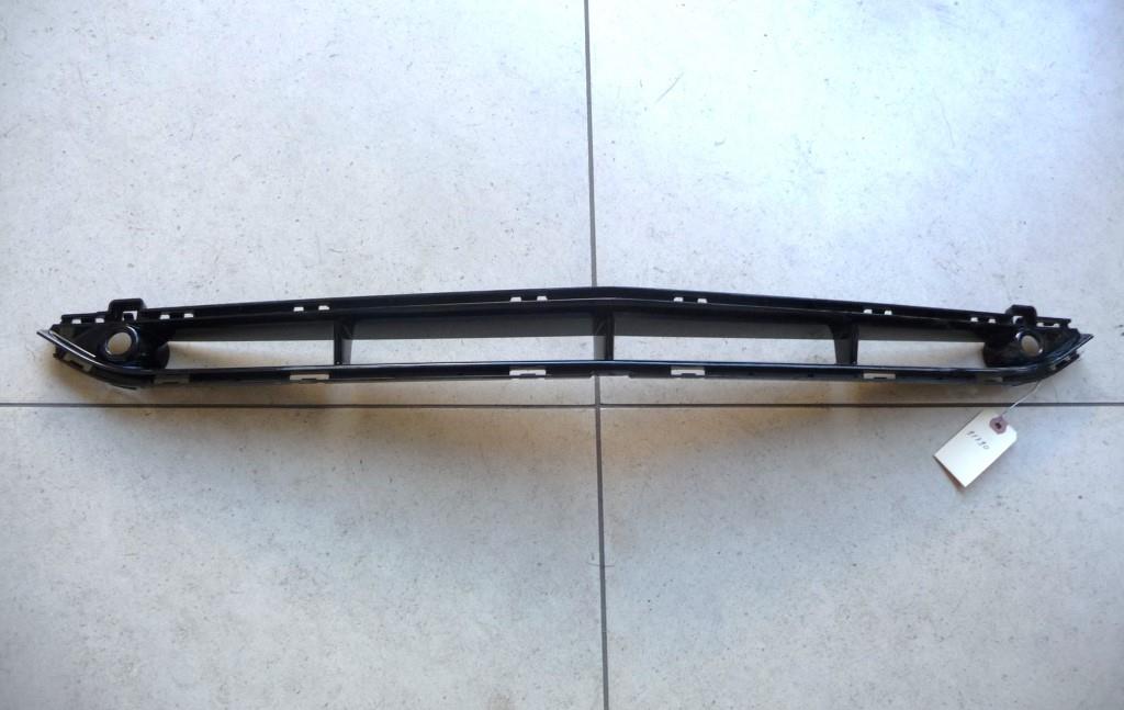2017 Mercedes Benz C217 Coupe Front Bumper Lower Center Vent ...