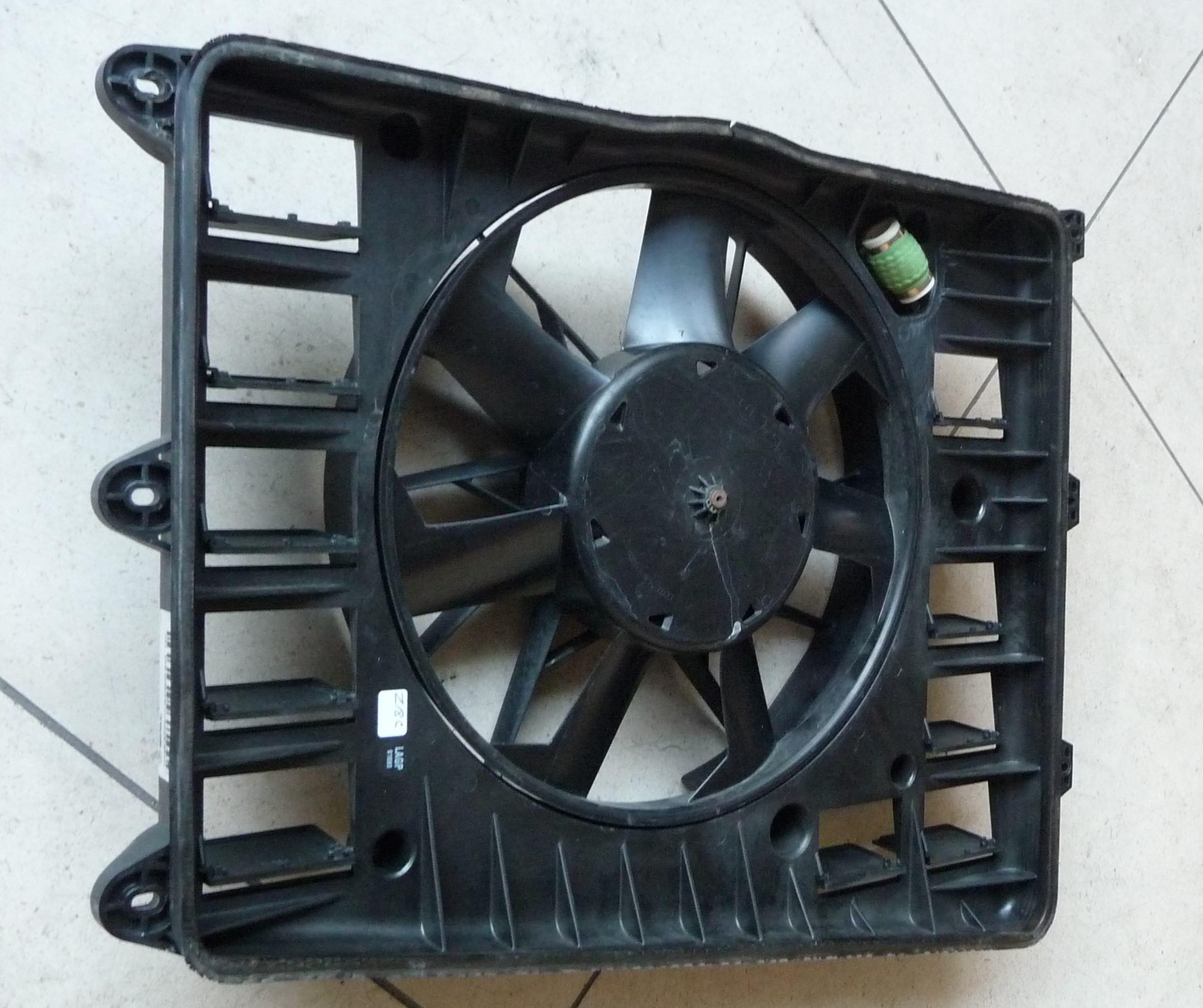 2011-2014 Ferrari F142 458 Italia Spider Left Cooling Fan Assembly ...