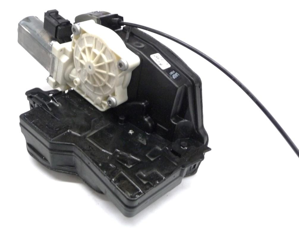 2002-2008 BMW E65 E66 Front Right Door Lock Actuator Latch 51217202126 ...