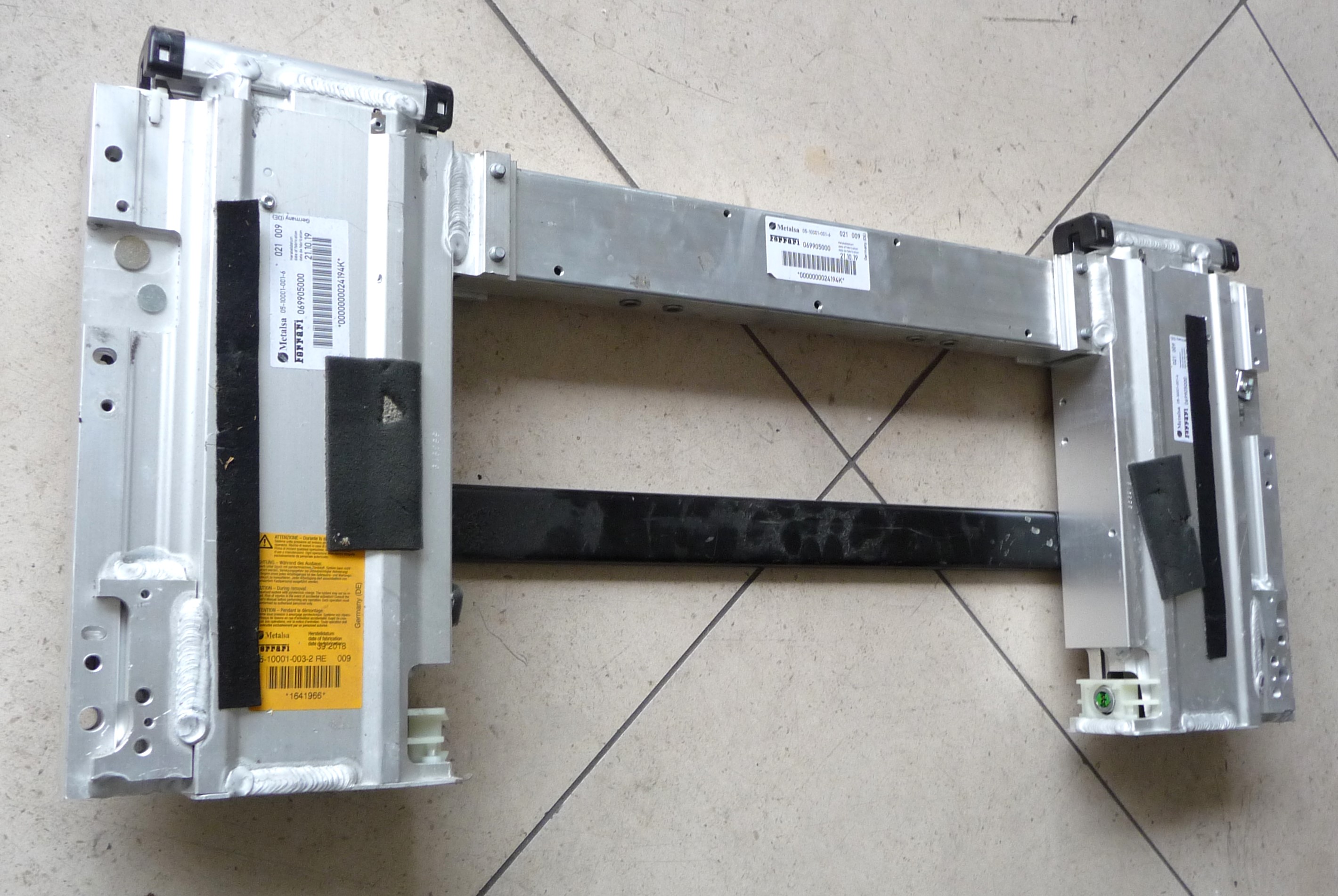 Ferrari California T Portofino M Electric Roof Active Roll Bar 69905000 ...