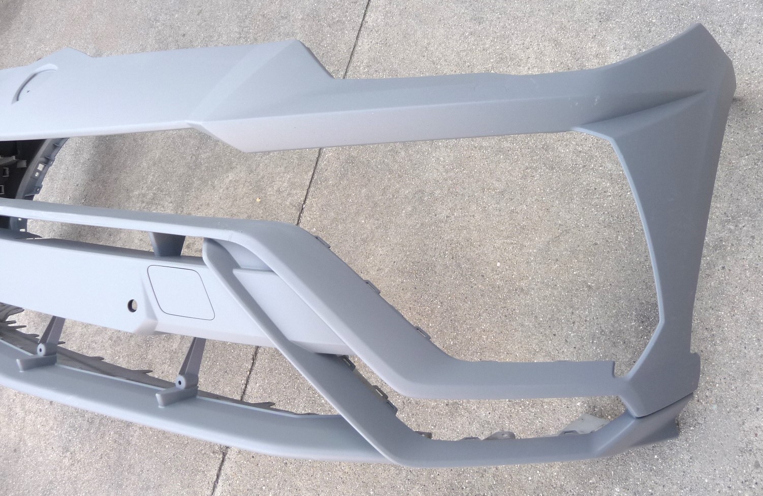 2019-2023 Lamborghini URUS front bumper Upper Cover and Lower Spoiler ...