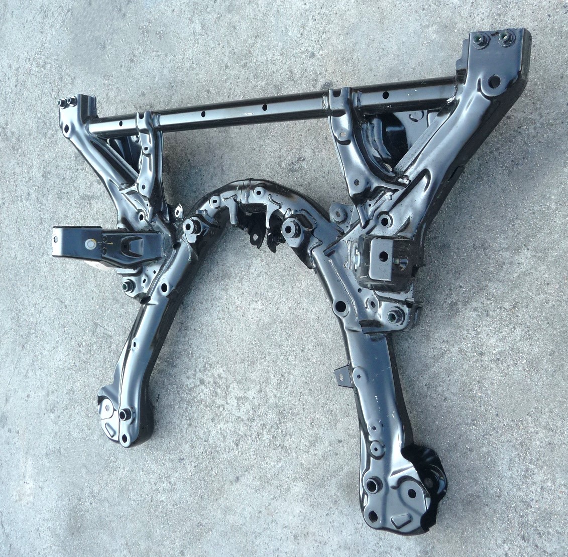 2017-2023 Tesla Model 3 DV2W Front Subframe Suspension Carrier 1103547 ...