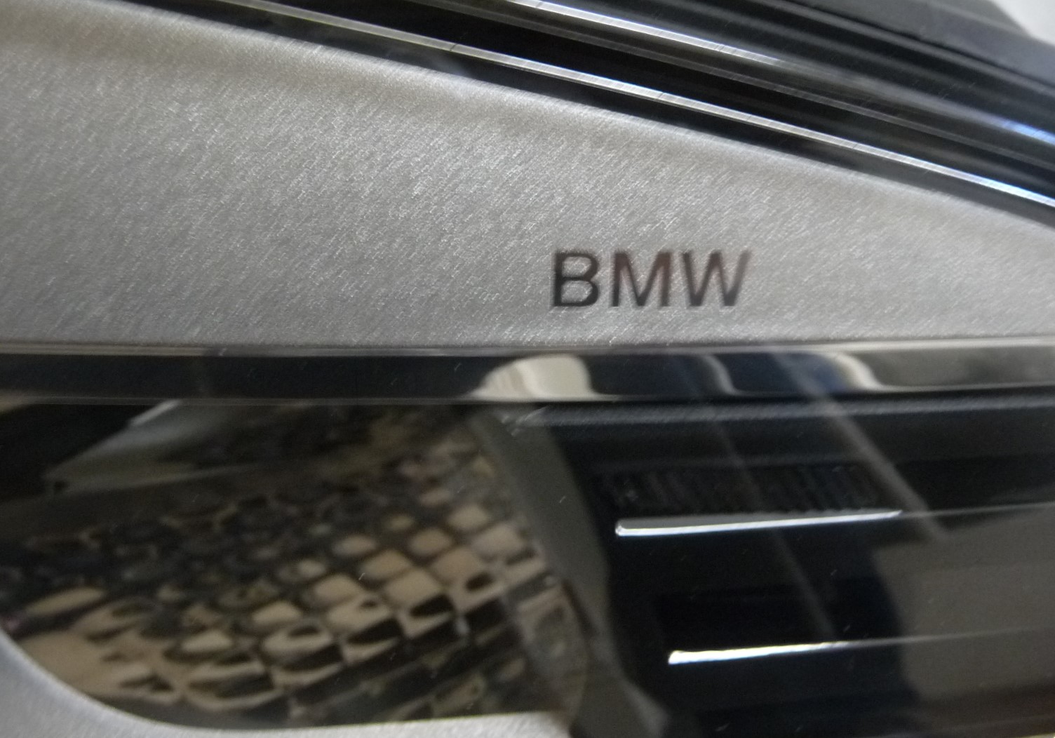 2017-2018 BMW G30 530i 540i xDrive Driver Left Headlight NO-LED ...