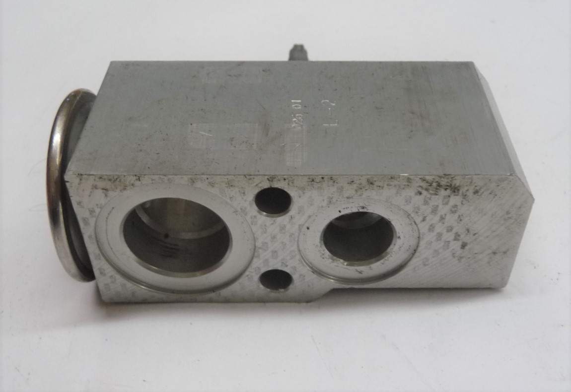 2014-2021 Mercedes Benz S450 S550 S560 A/C Expansion Valve 2178300084 ...