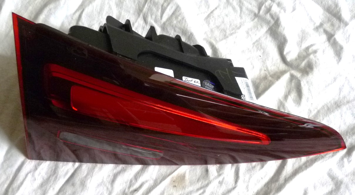 2024 Mercedes-Benz X167 GLE Inner Left Driver Side LED Tail Light ...