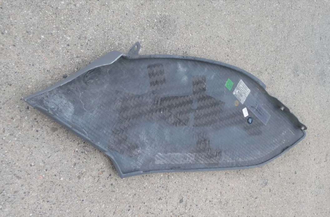 16-17 McLaren 675LT Front Bumper Righ side Panel Cover Carbon Fiber ...