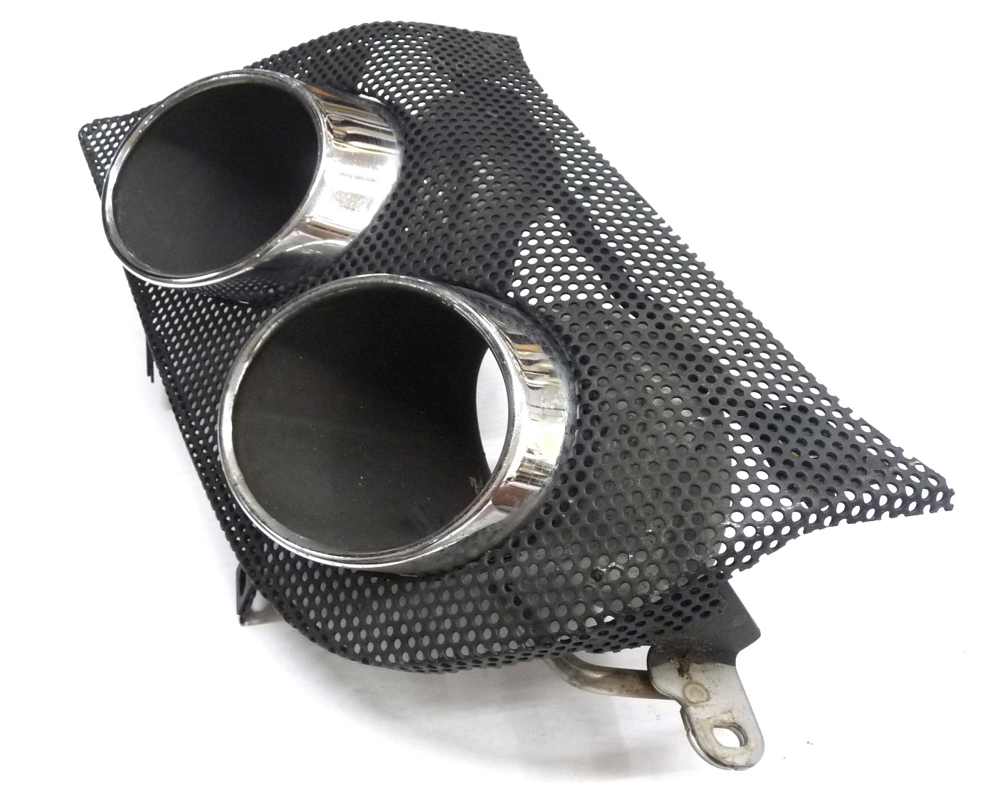 2017-2018 Maserati Levante Rear Bumper Left LH Exhaust Terminal ...