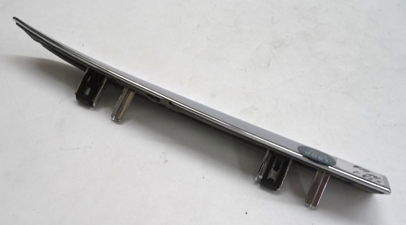 20-22 Bentley Flying Spur Right Fender Wing Strip Trim Molding ...
